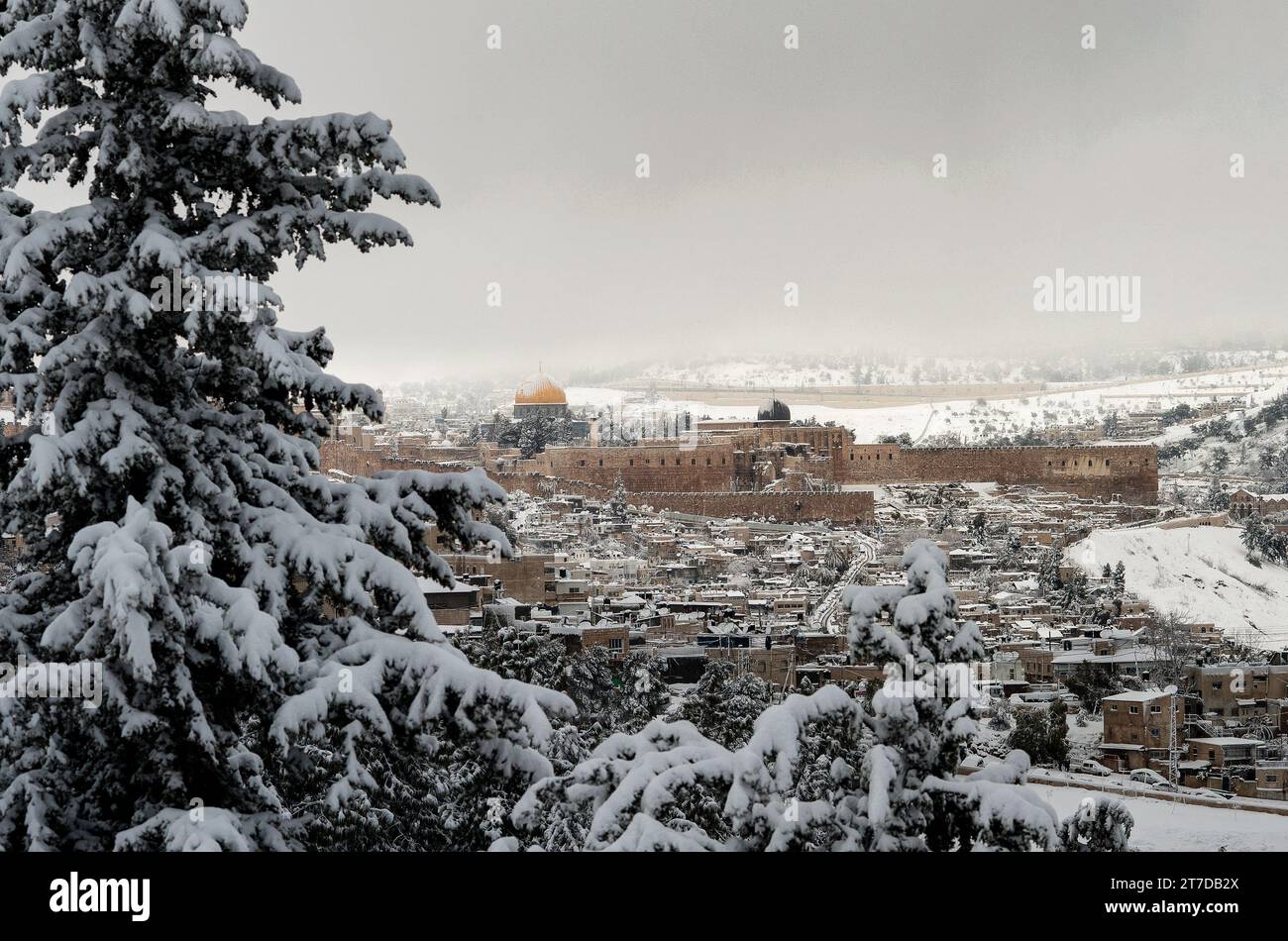 View of the Old City of Jerusalem, the Temple Mount and Dome of the ...