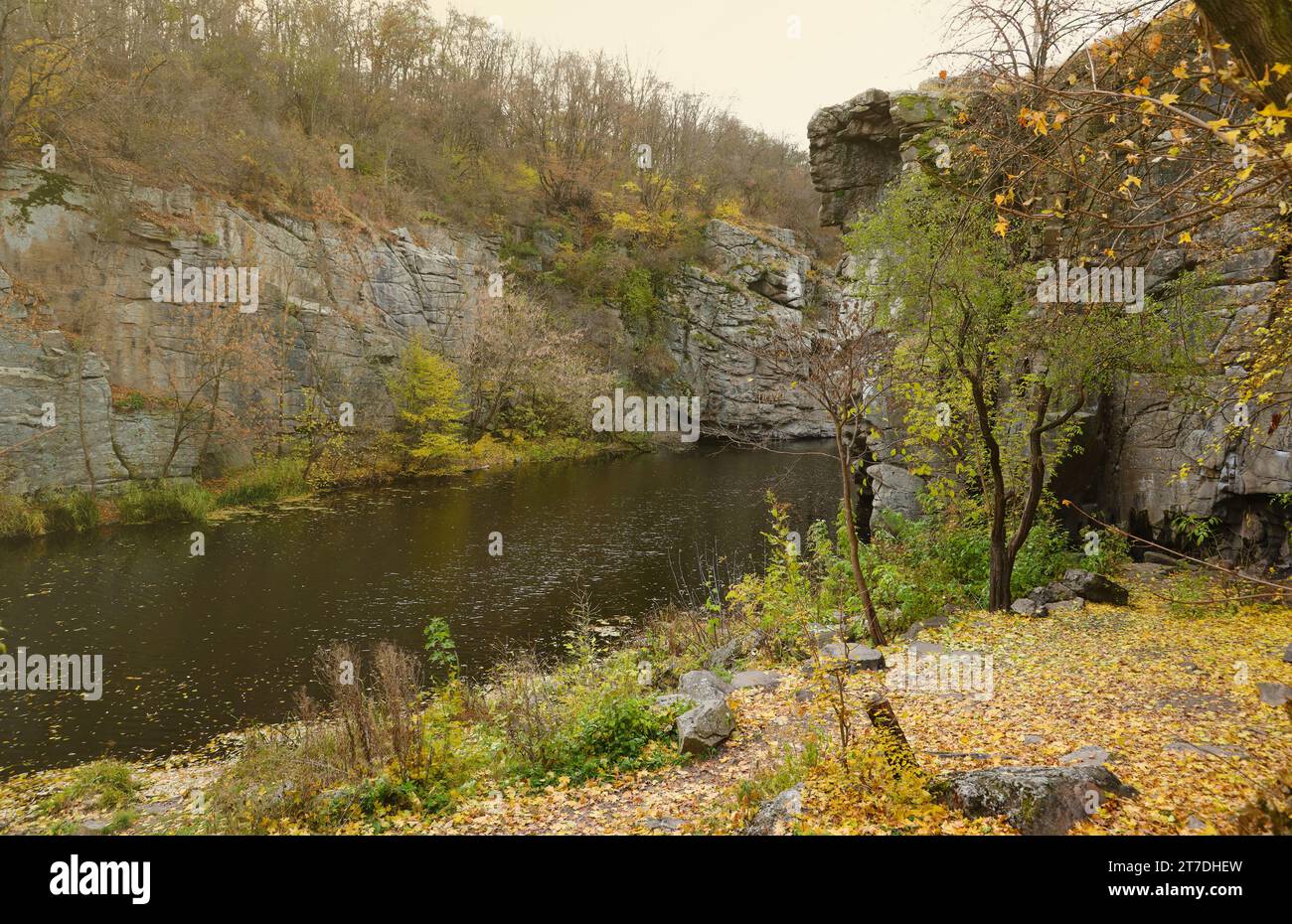 Granite rocks of Bukski Canyon with the Girskyi Tikych River ...