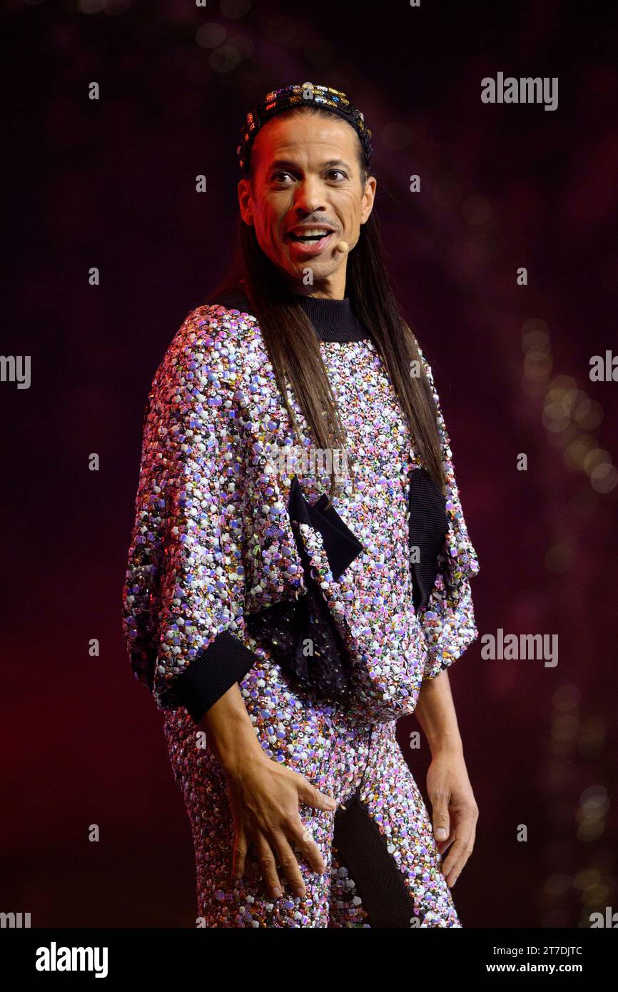 Model Jorge Gonzalez bei der Tanzshow Let s Dance: DIE LIVE-TOUR 2023 ...