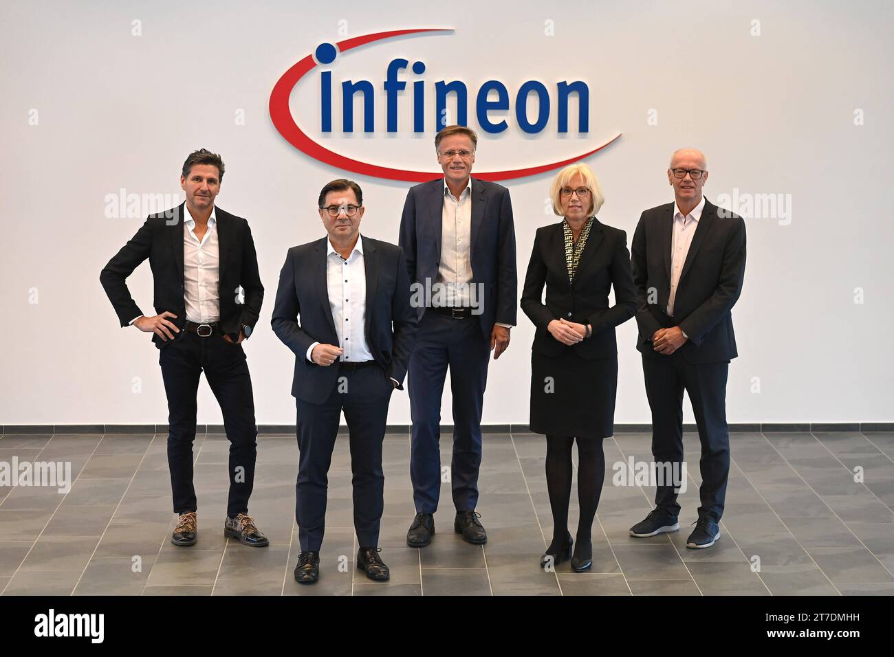 Vorstandsmitglieder:v.li: Andreas Urschitz Chief Marketing Officer ...