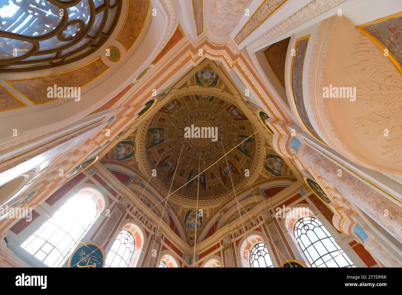 Interior ortakoy mosque hi-res stock photography and images - Alamy