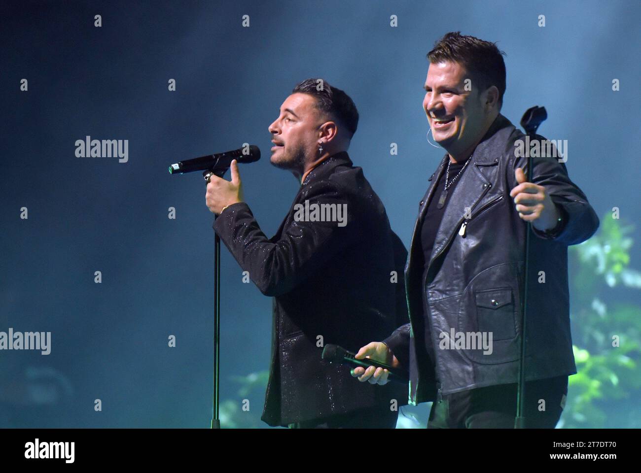 Cadena dials unicxs concert hi-res stock photography and images - Alamy