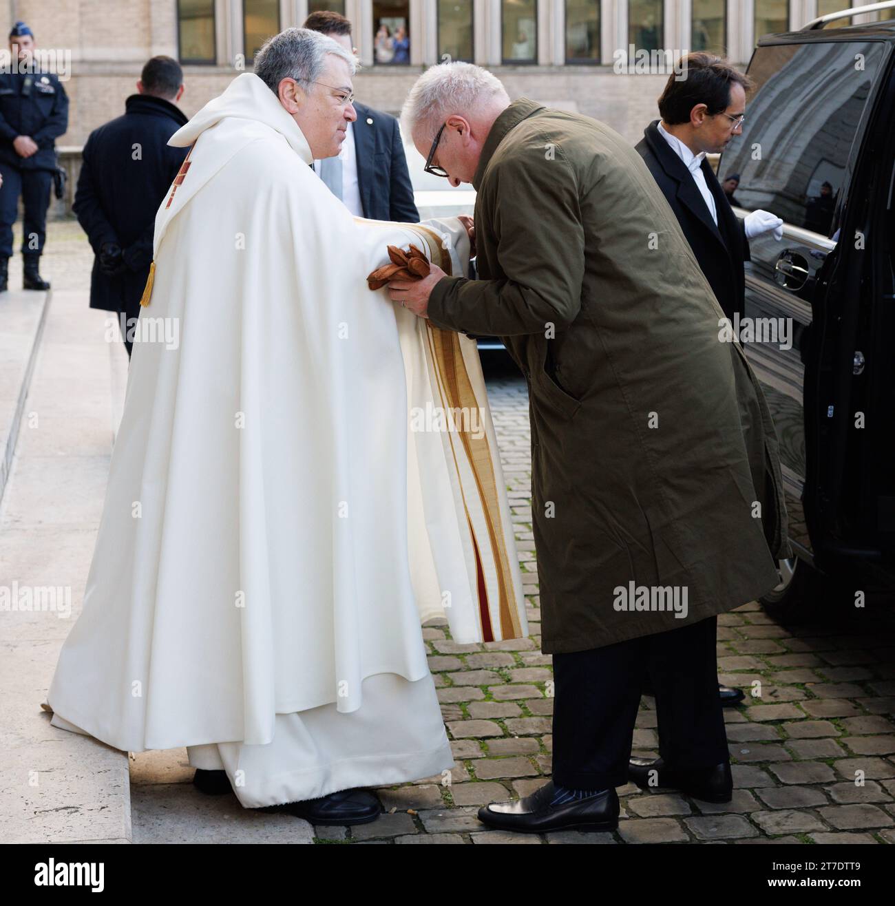 Brussels, Belgium. 15th Nov, 2023. Priest Benoit Lobet and Prince ...