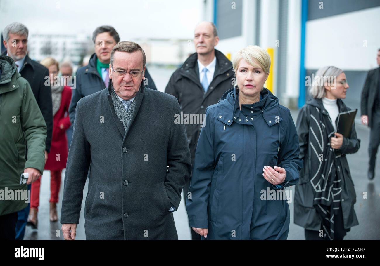 Rostock, Germany. 15th Nov, 2023. Boris Pistorius (SPD), Federal ...