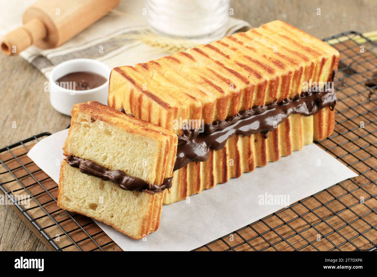 Roti bakar bandung hi-res stock photography and images - Alamy