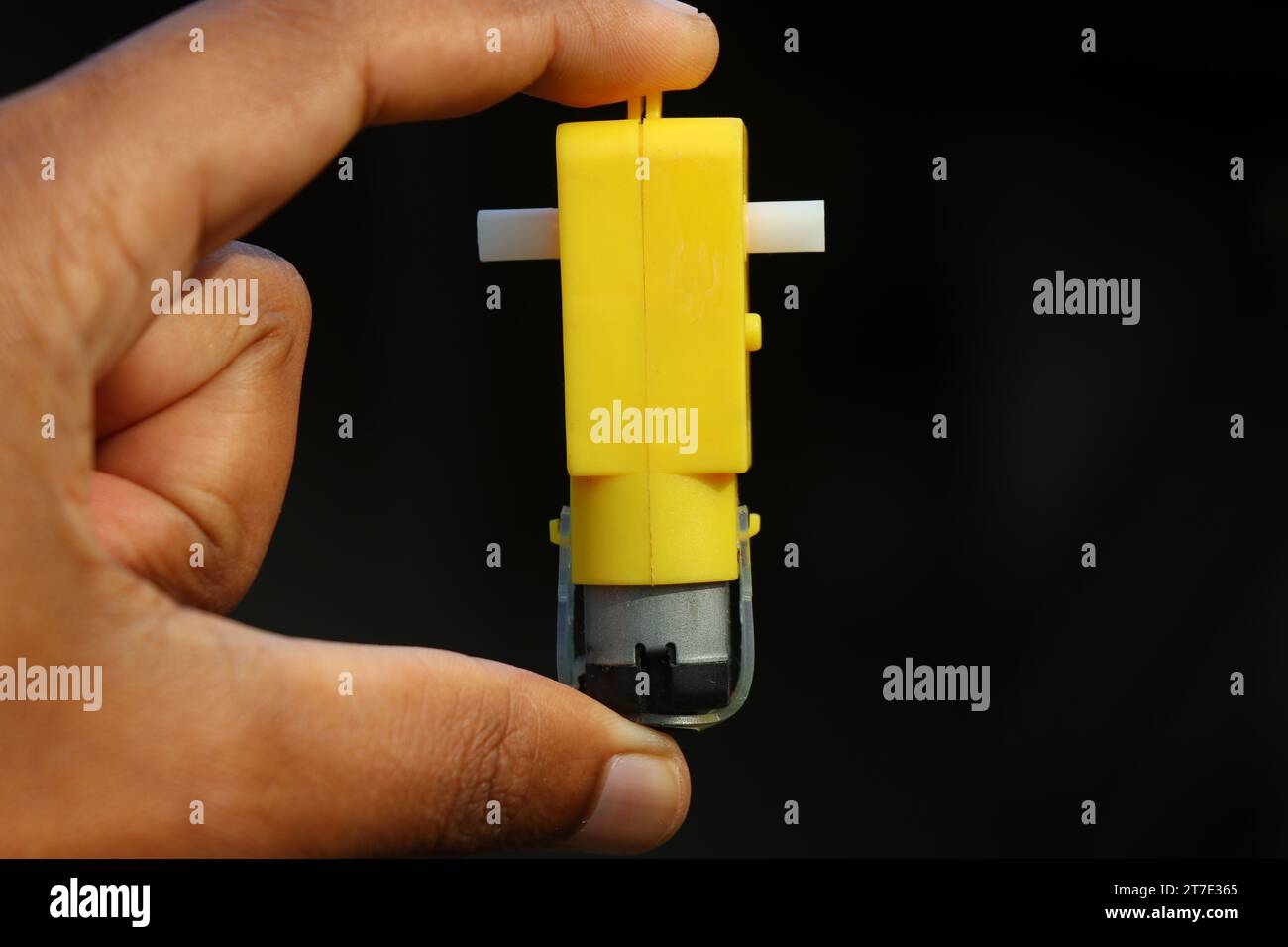 BO motor also known by name plastic geared dc motor with high torque ...