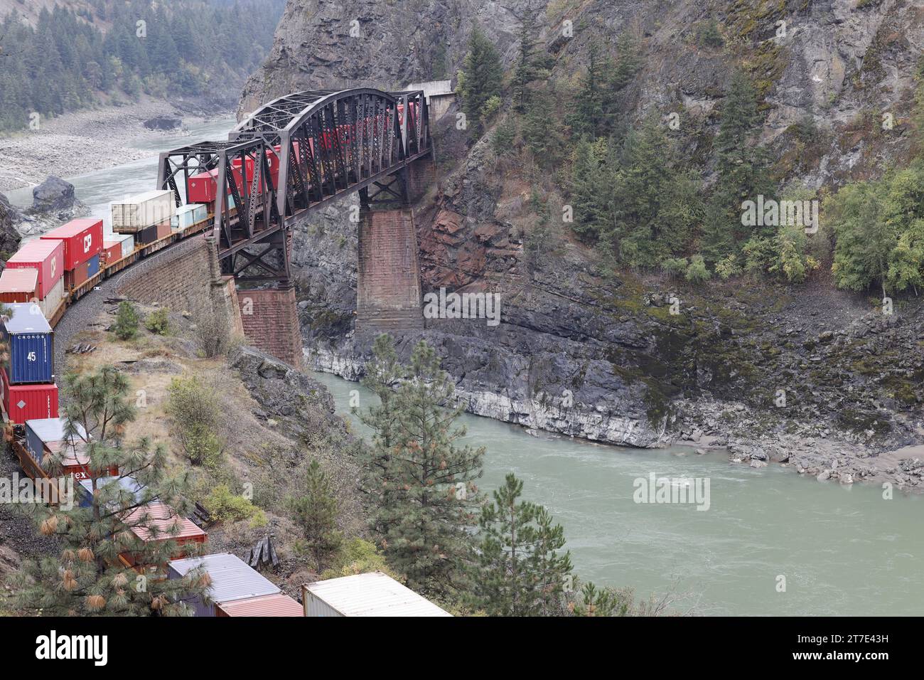 Canada rocky mountain train hi-res stock photography and images - Alamy