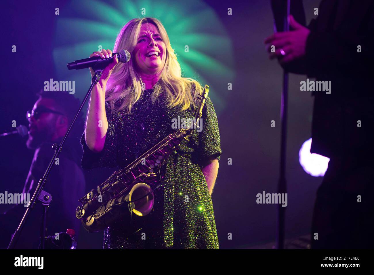 Candy Dulfer live bei einem Konzert ihrer We Never Stop -Tour bei den 23. Dresdener Jazztagen im ...