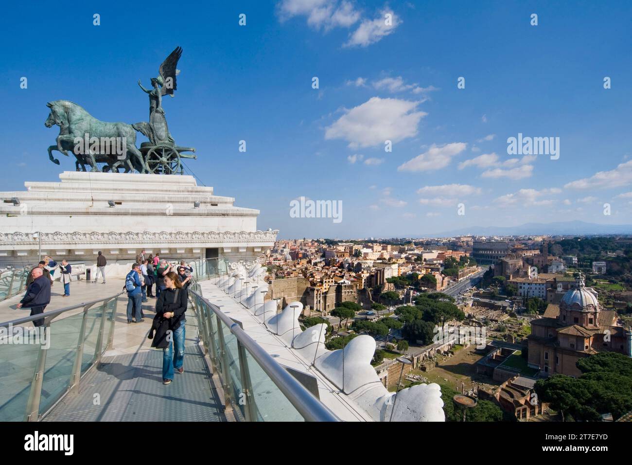 Tourists victorian hi-res stock photography and images - Alamy