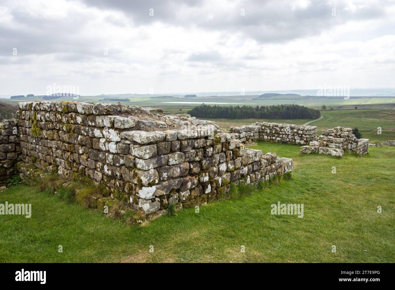 Broken Roman ruins along Hadrian’s Wall in Northem England Stock Photo ...