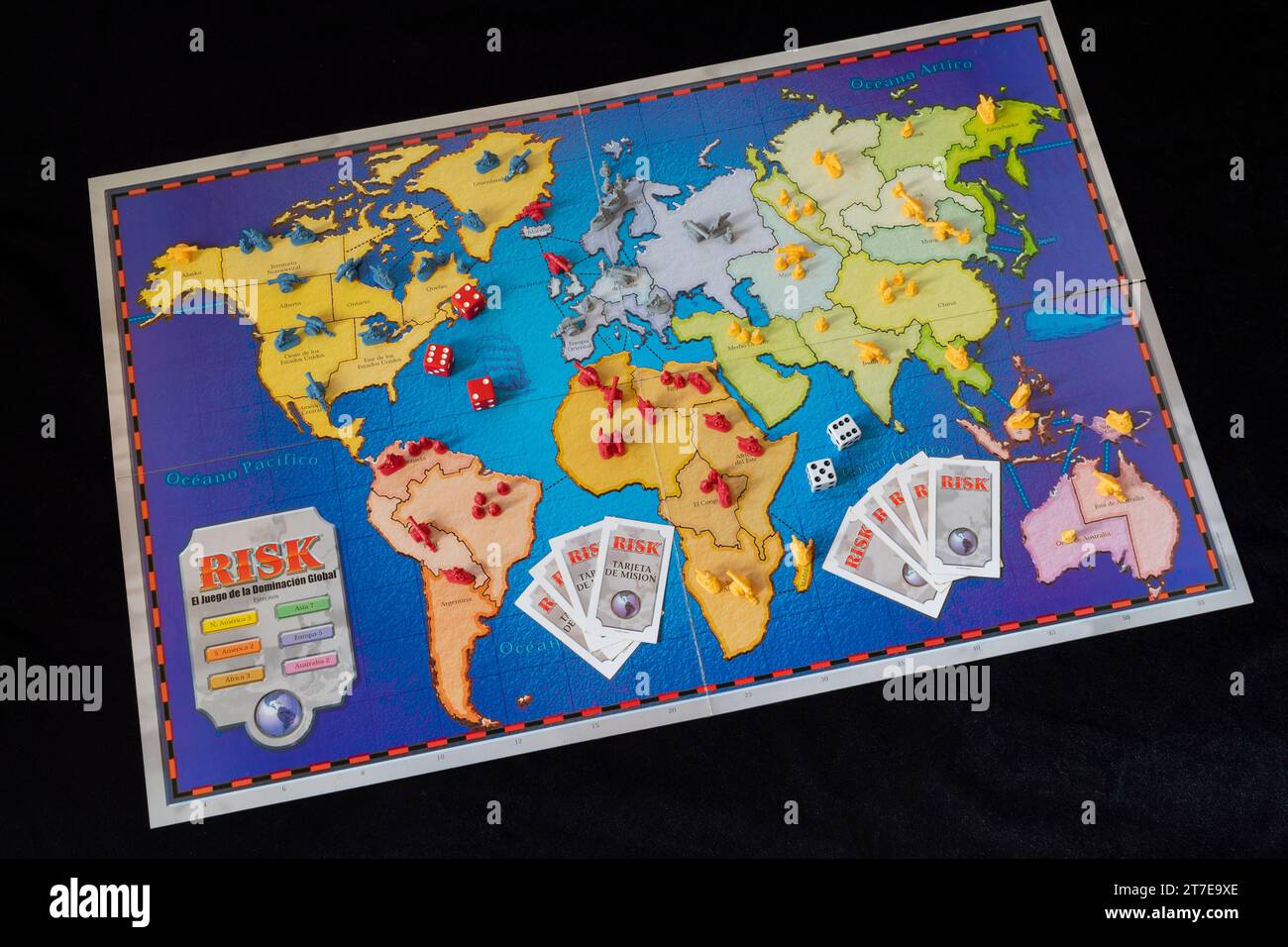 Full map of classic risk strategy board game in spaninsh with small ...