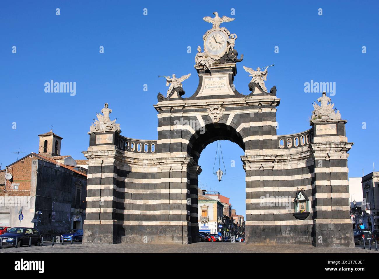 Catania sicily port hi-res stock photography and images - Alamy