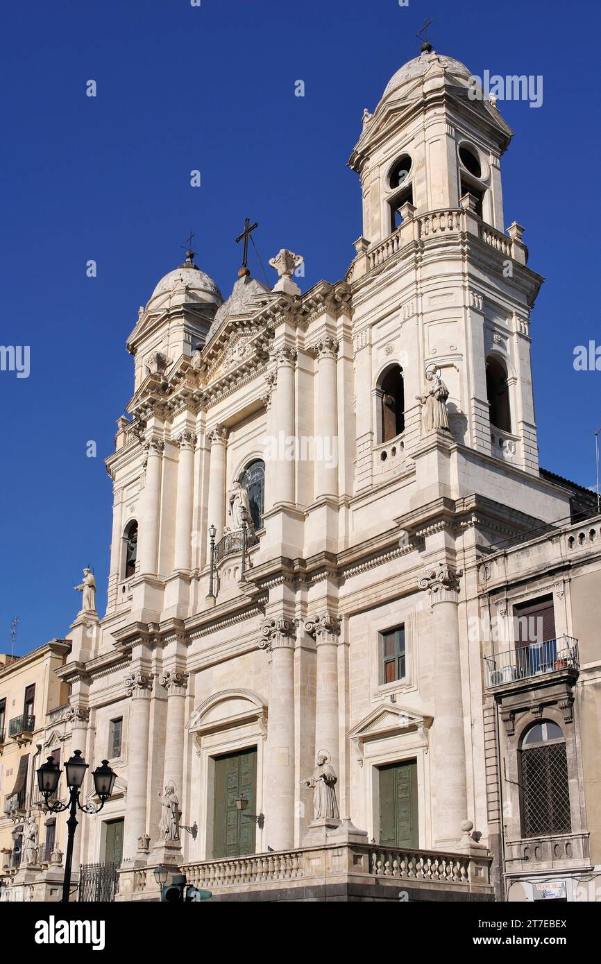 Catania church hi-res stock photography and images - Alamy