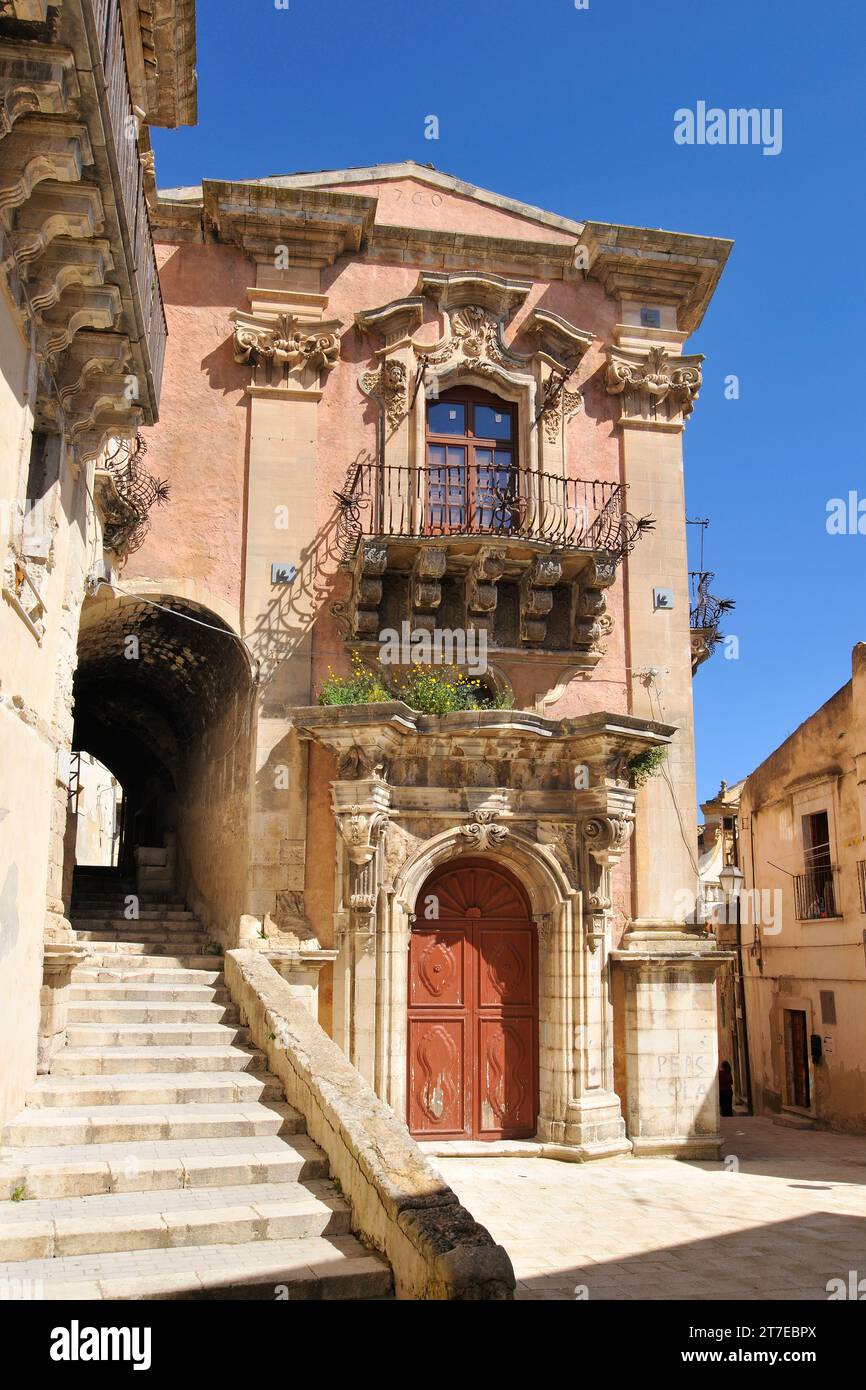 Nicastro hi-res stock photography and images - Alamy