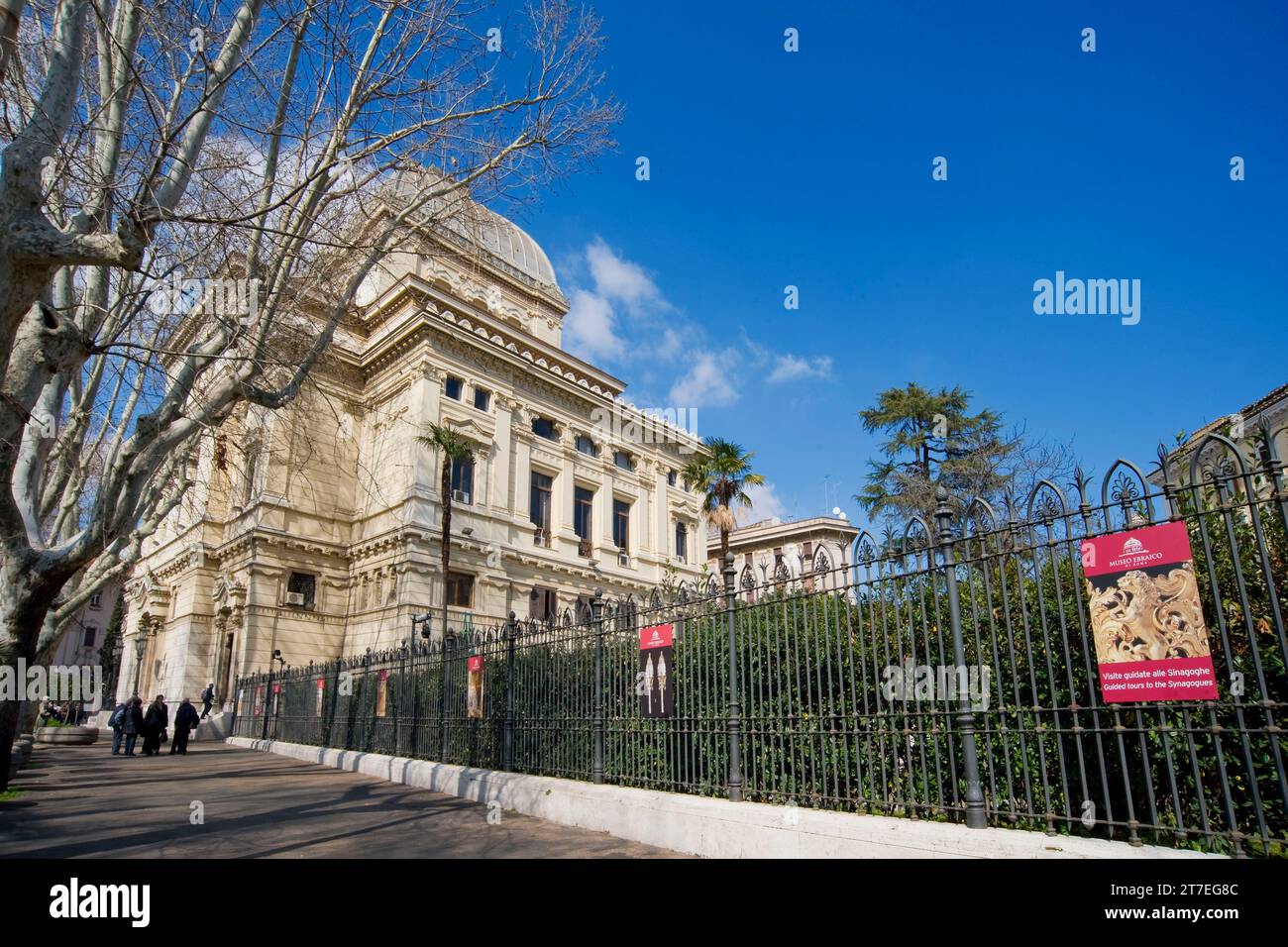 Italy rome jewish ghetto hi-res stock photography and images - Alamy