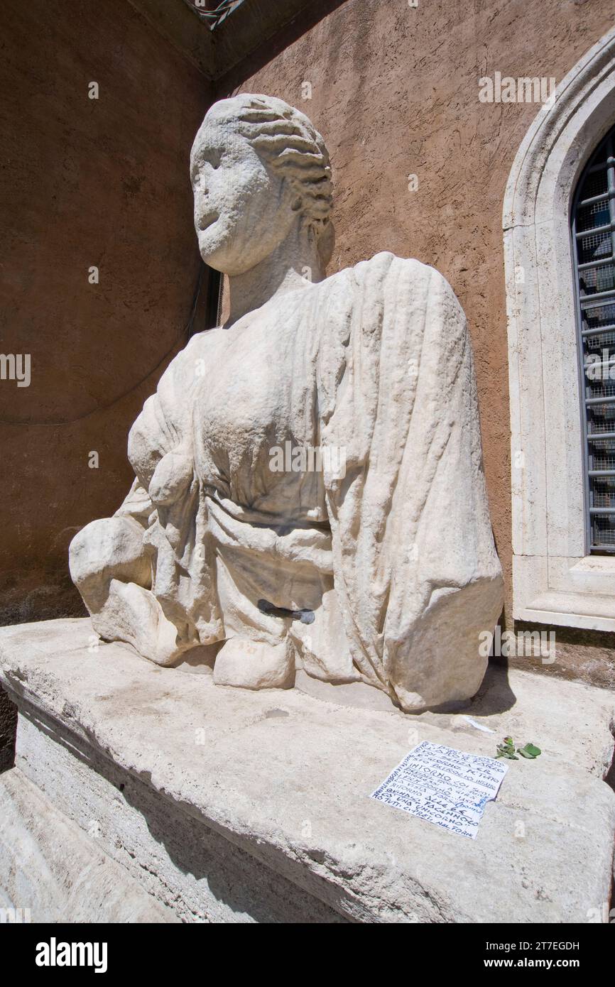 Statue of Madonna Lucretia. Sam Marco Square. Rome. Lazio. Italy Stock ...