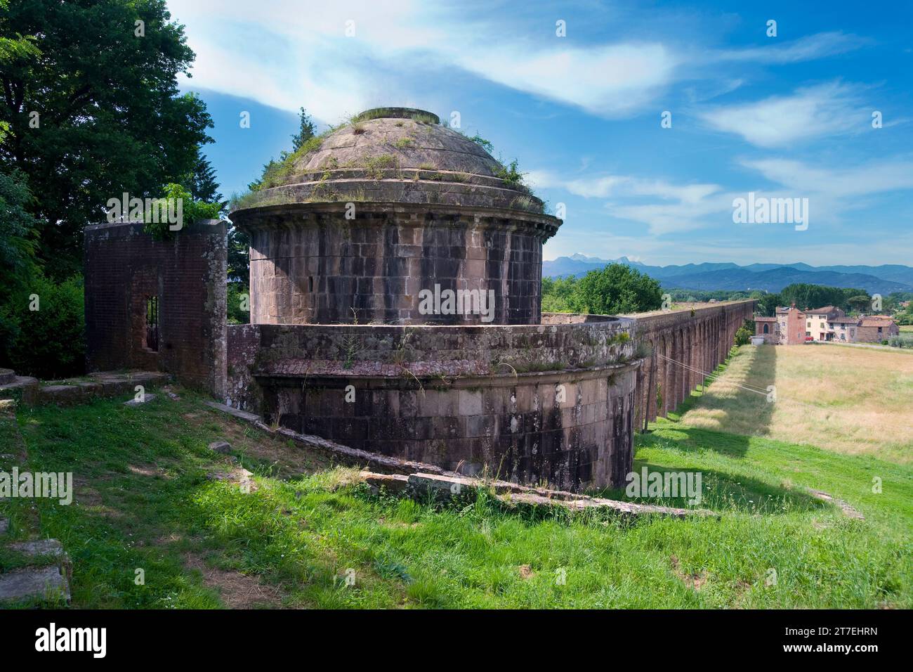 Pawls hi-res stock photography and images - Alamy