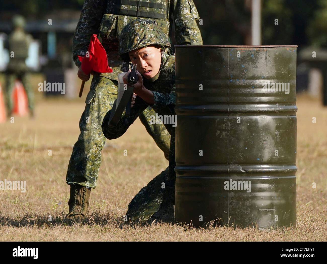 Newly-joined Taiwanese Army members attend a shooting practice in ...