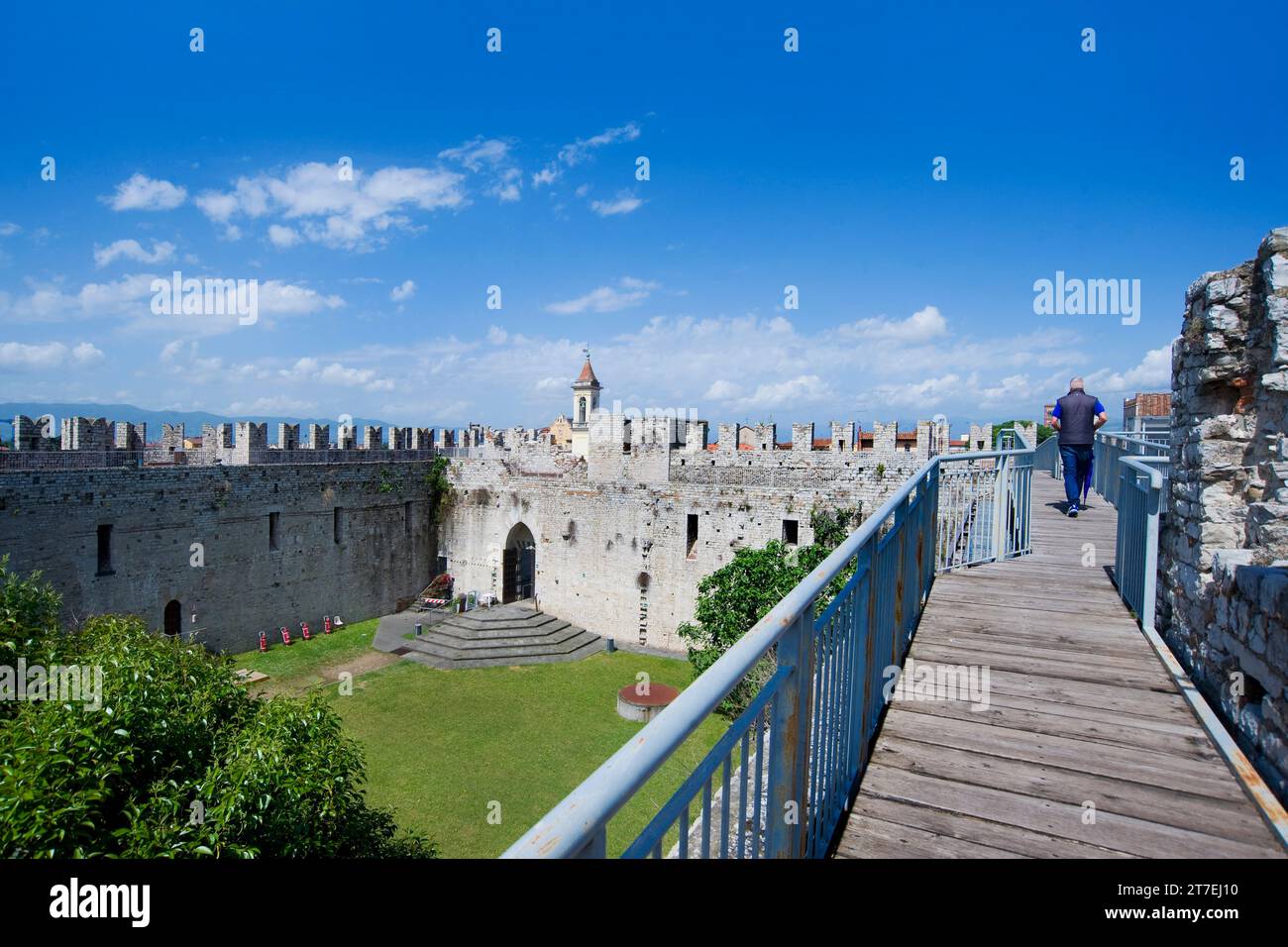 Castle of Emperor Frederick Ii. Meadow. Tuscany. Italy Stock Photo - Alamy