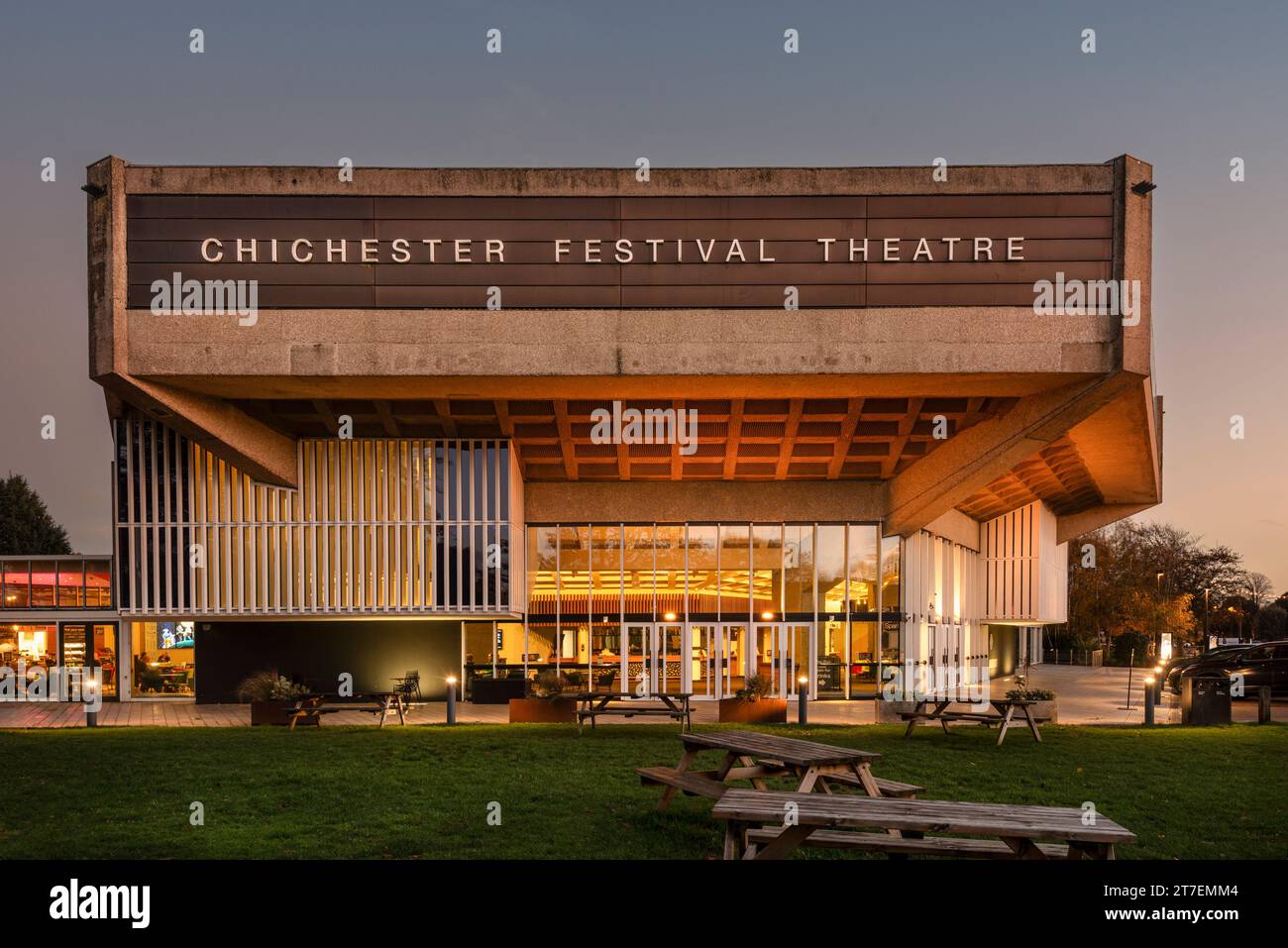 Chichester festival theatre hi-res stock photography and images - Alamy