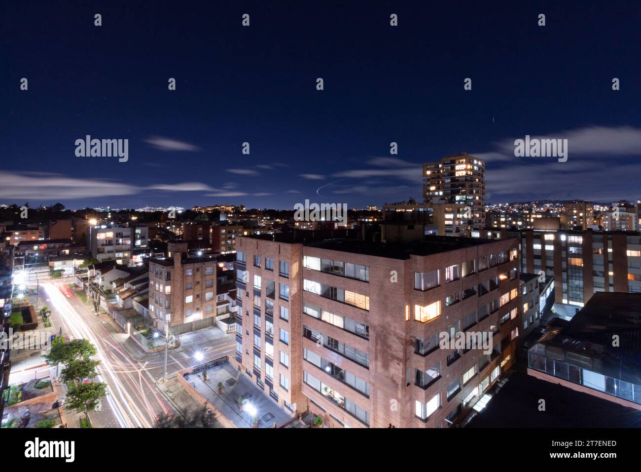 Colombian street scene at night hi-res stock photography and images - Alamy