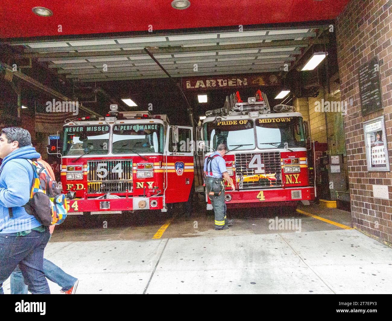 NYFD Laden 40 Stock Photo - Alamy
