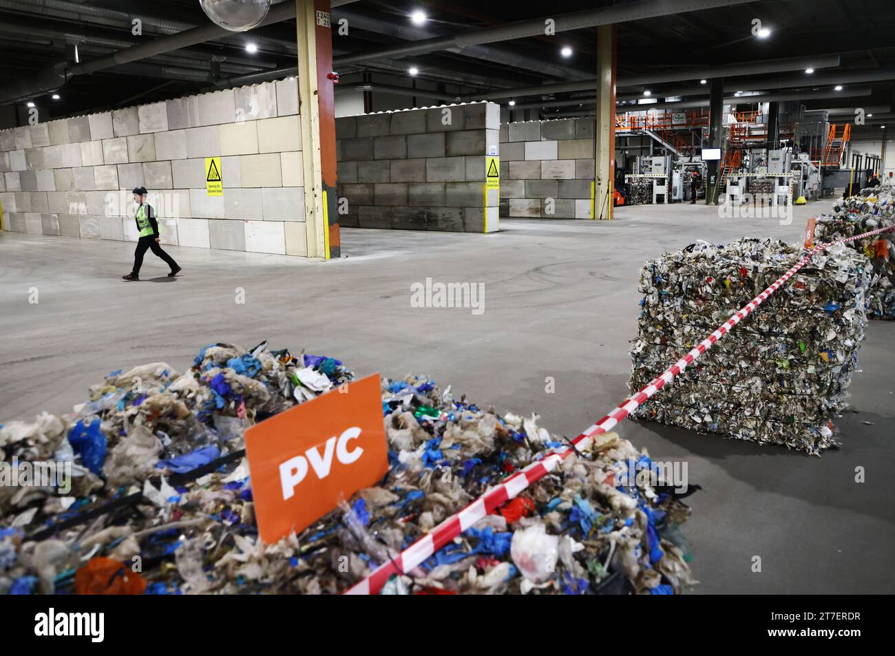 Wednesday's inauguration of Svensk Plaståtervinnings new sorting and ...
