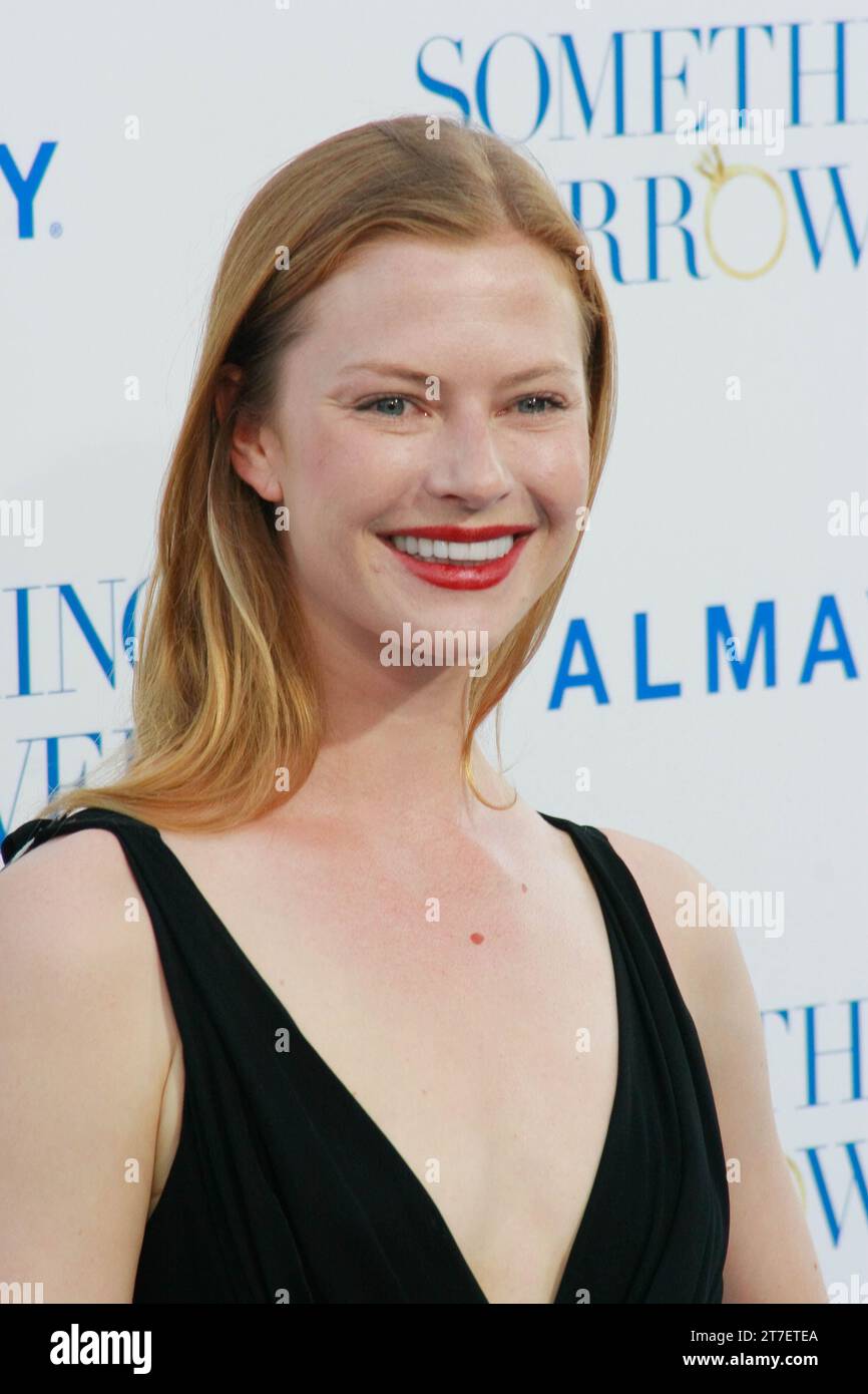 Ellyn Daniels at the Premiere of Warner Brothers Pictures' "Something ...