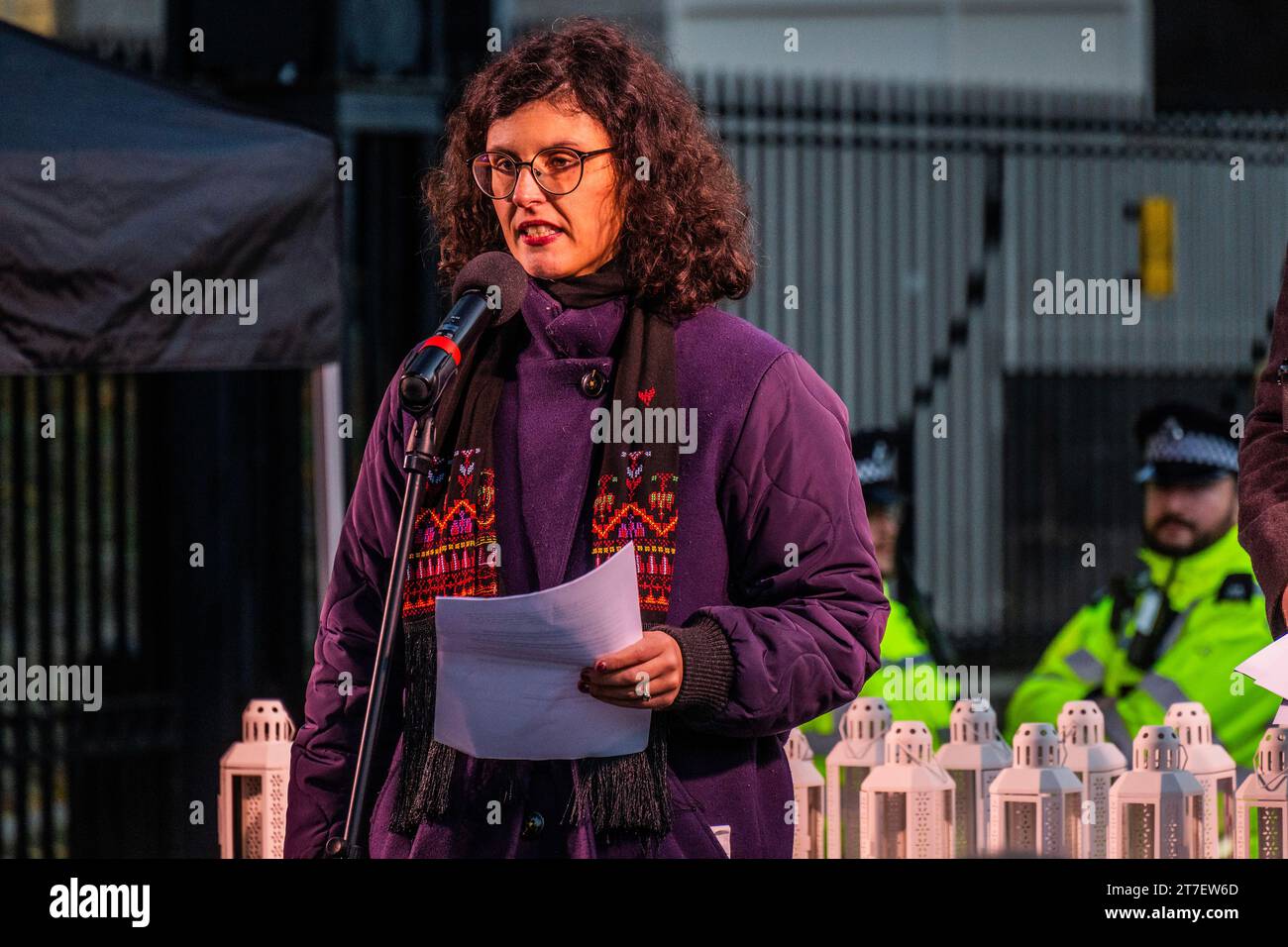 London, UK. 15th Nov, 2023. MPs address A vigil for the Jewish victims ...