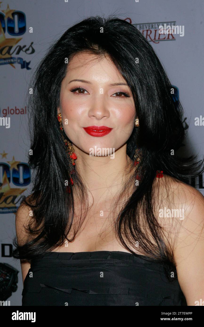 Kelly Hu at the 21st Annual Night of 100 Stars Awards Gala. Arrivals ...