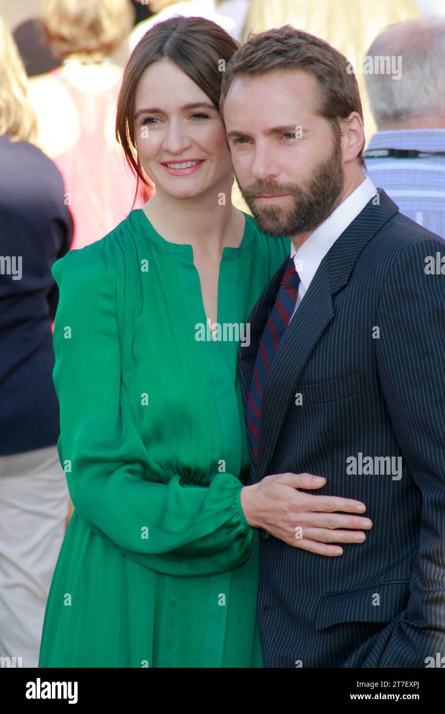 Emily mortimer and husband alessandro nivola hi-res stock photography ...