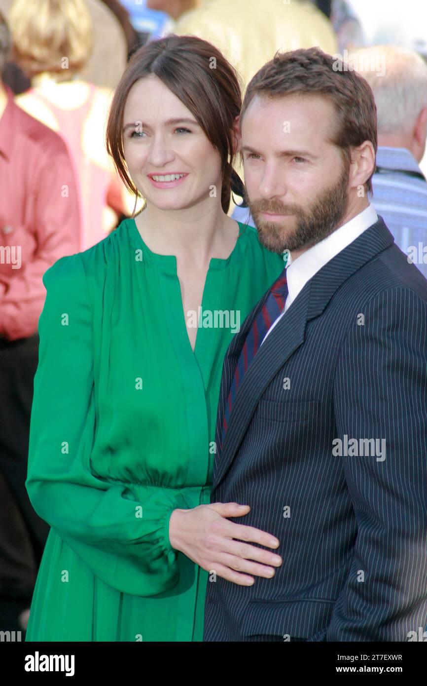 Emily Mortimer and husband Alessandro Nivola at the World Premiere of ...