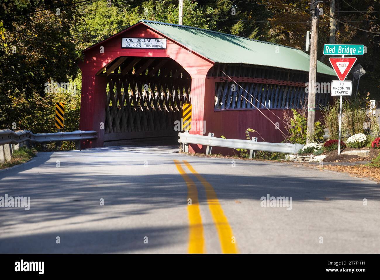 Hamlet of chiselville hi-res stock photography and images - Alamy