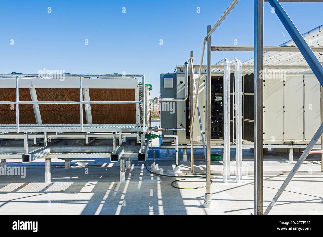 The compressor housing and an adiabatic condenser on the roof at a CO2 ...