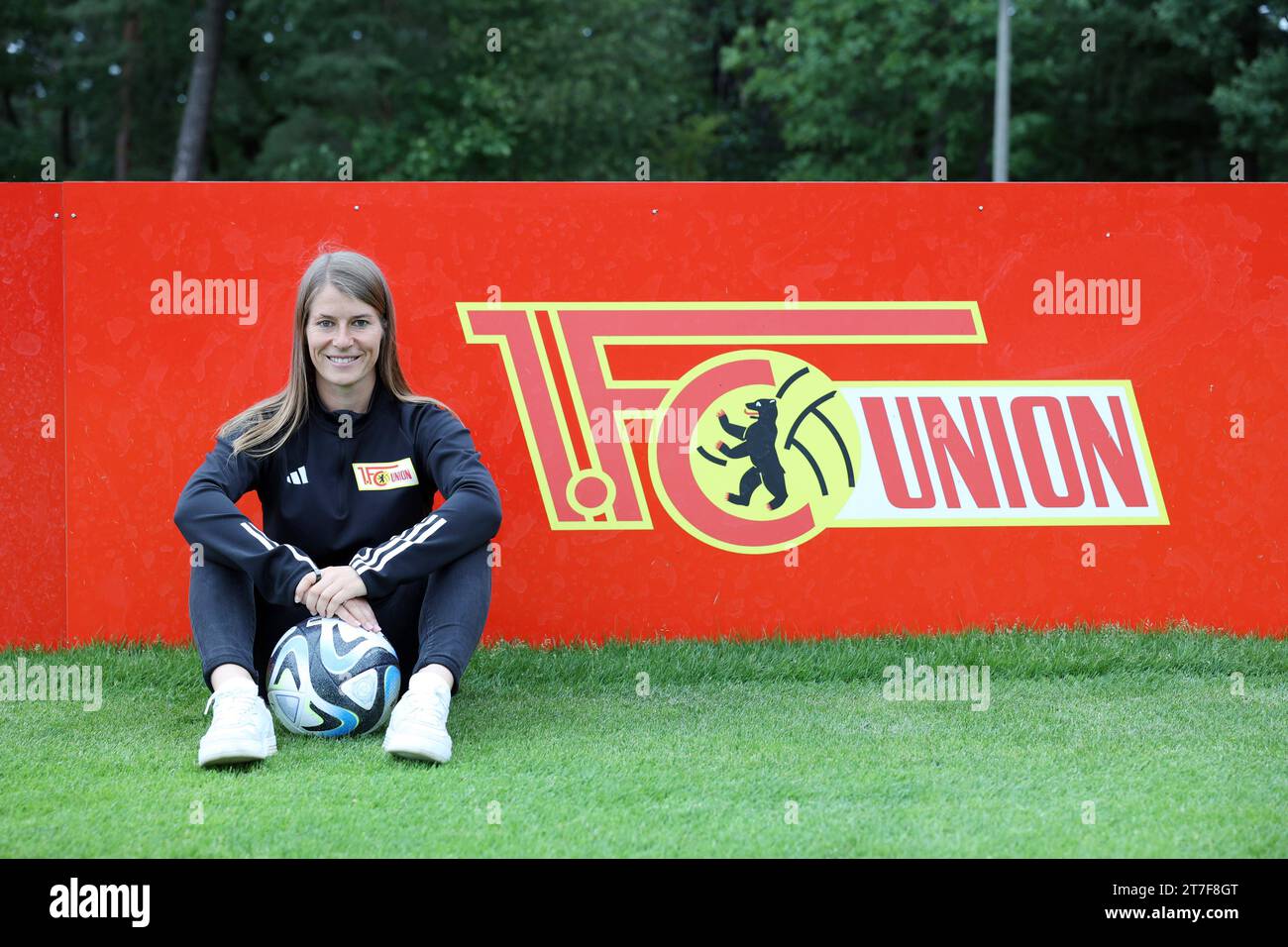 Berlin - Deutschland. Marie-Louise Eta ist Co-Trainerin der U 19 bei ...