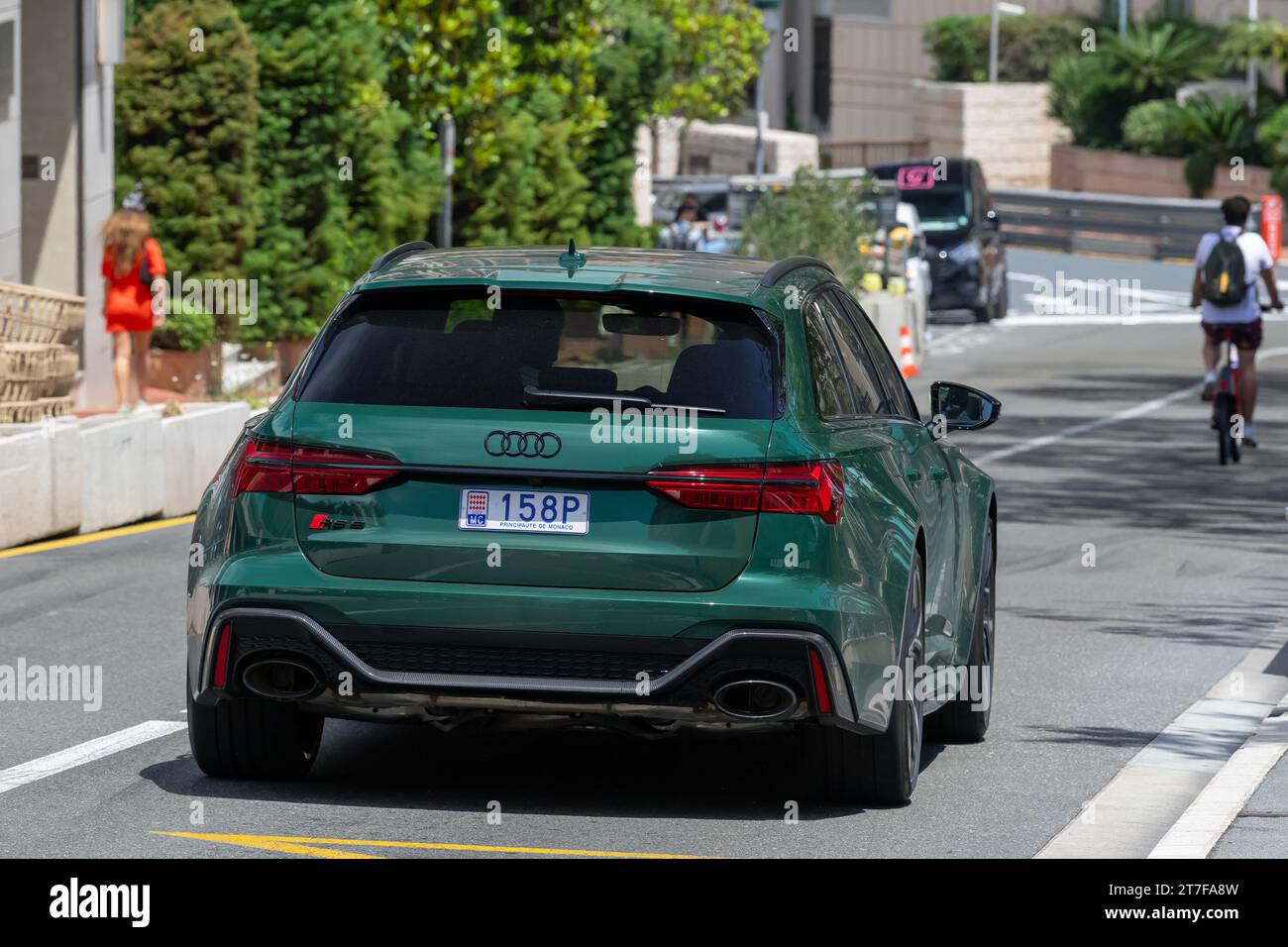 Monte Carlo, Monaco - Green Audi RS6 Avant C8 driving on the road Stock ...