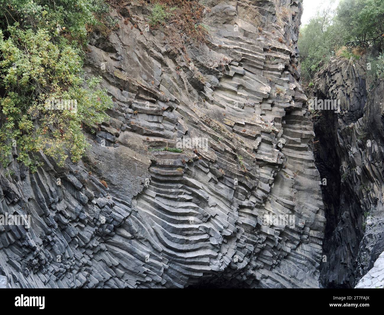 basalt columns, Alcantara Gorge, Gole dell'Alcantara, Alcantara ...