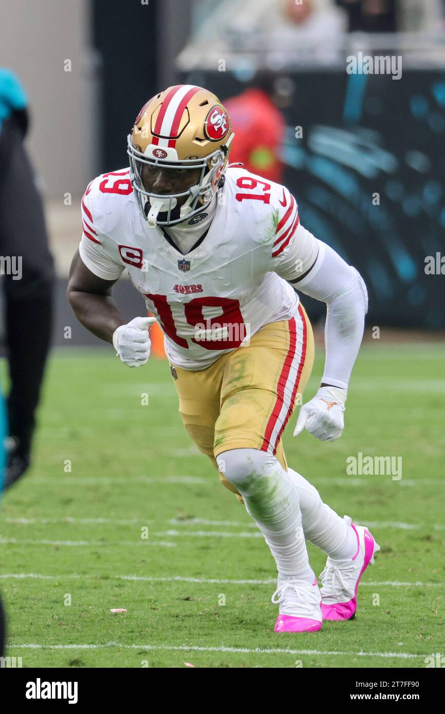 San Francisco 49ers wide receiver Deebo Samuel (19) leaves the line of ...