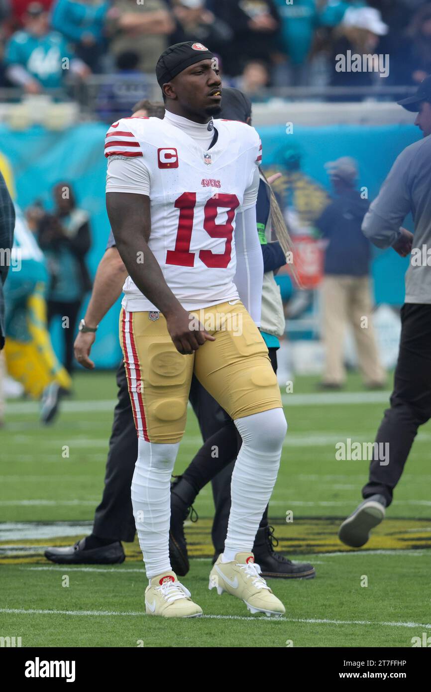 San Francisco 49ers wide receiver Deebo Samuel (19) walks off the field ...