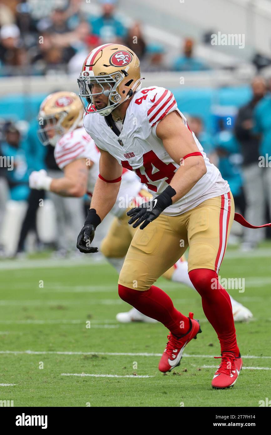 San Francisco 49ers fullback Kyle Juszczyk (44) reacts to the snap ...