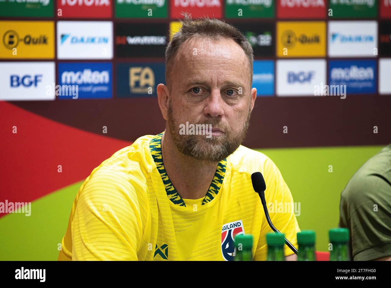 Bangkok, Thailand. 15th Nov, 2023. Alexandre Poelking, Head coach of ...