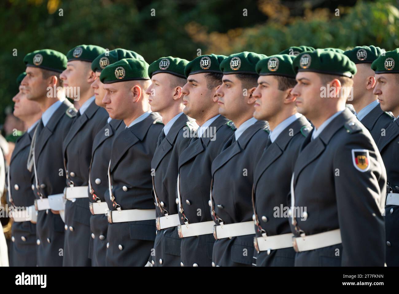 Das Wachbataillon der Bundeswehr, in der Villa Hammerschmidt in Bonn ...