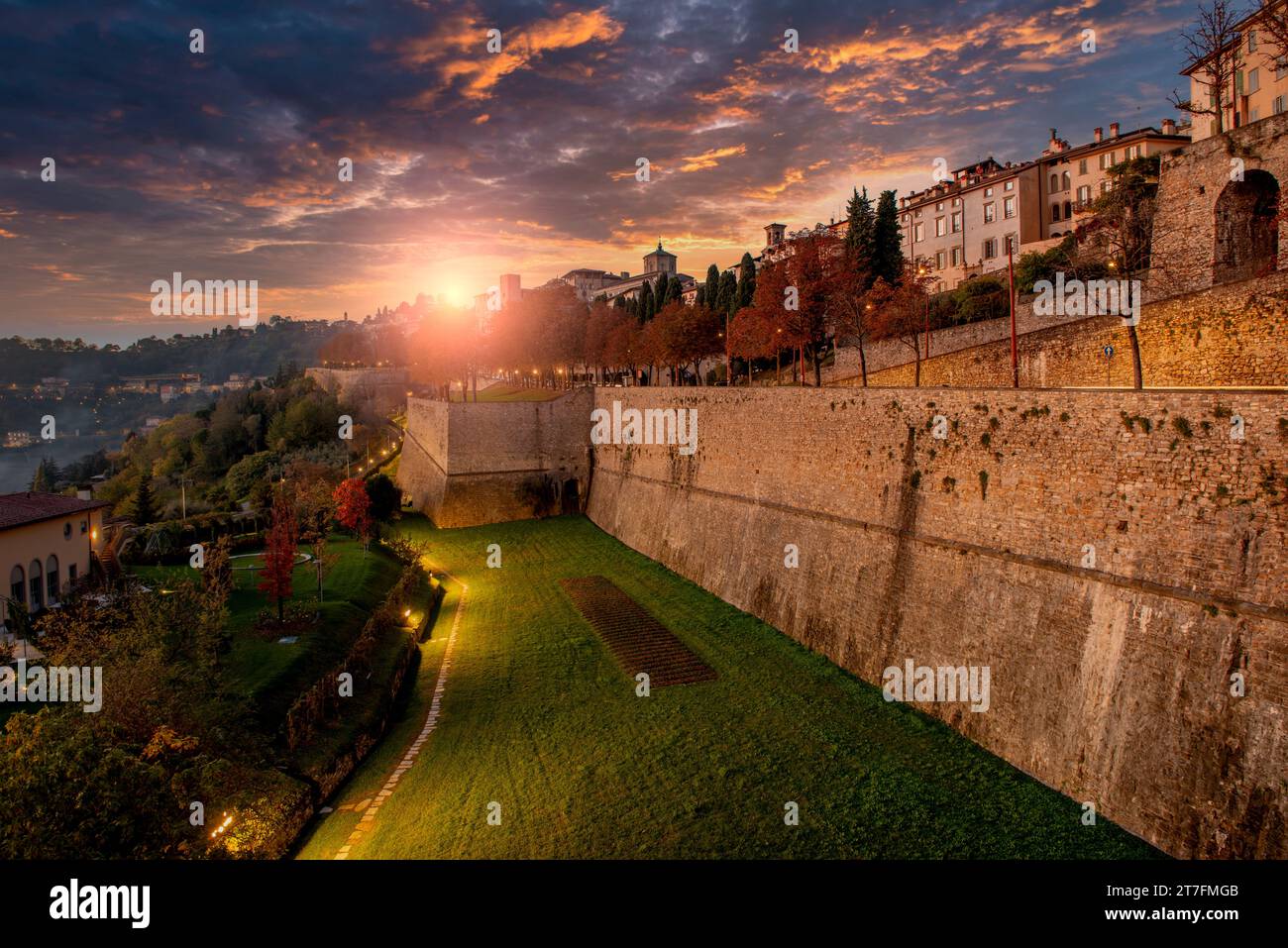Venetian walls of Bergamo, a UNESCO heritage site Stock Photo - Alamy