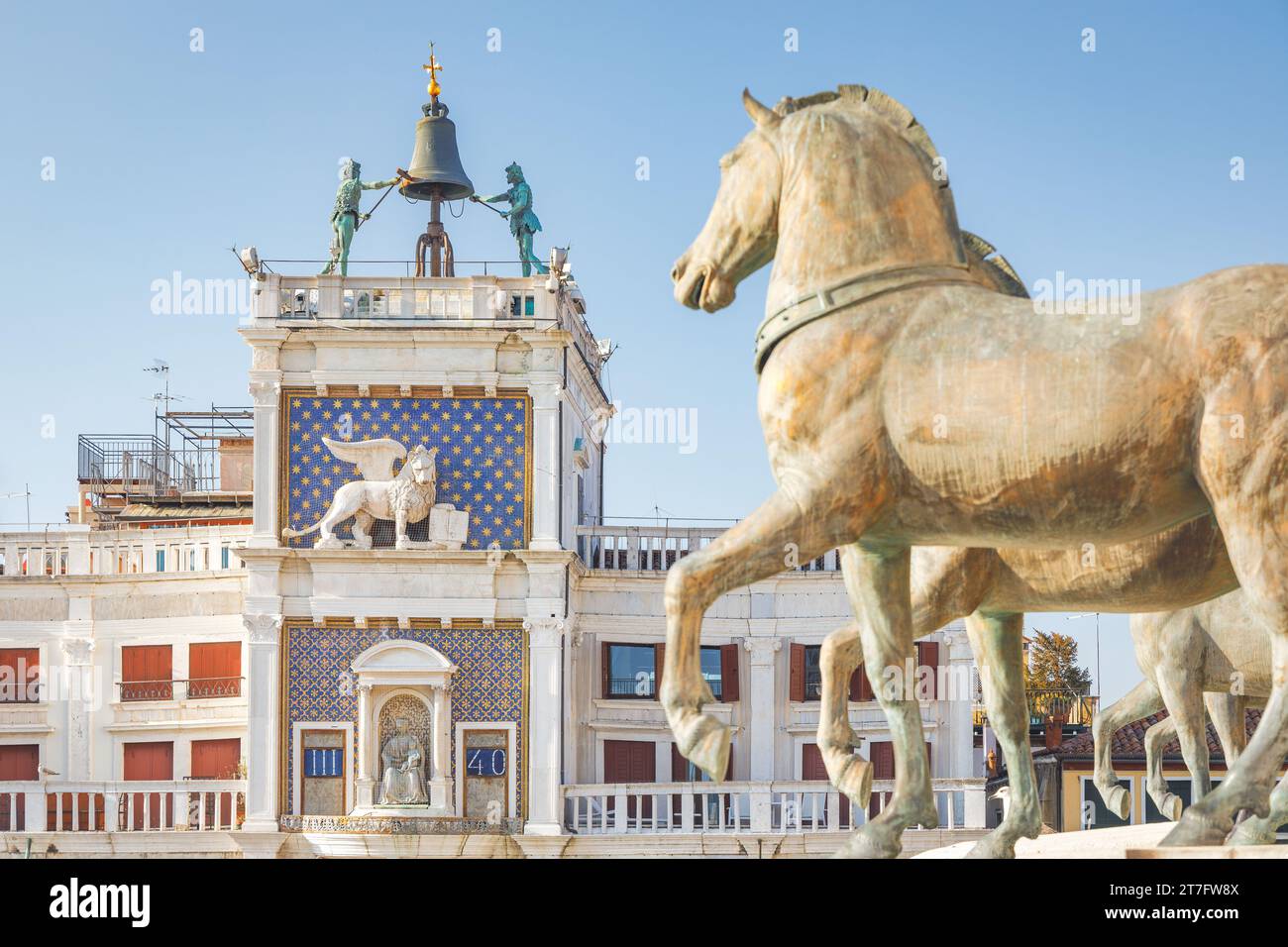 Bronze horses of saint mark hi-res stock photography and images - Alamy