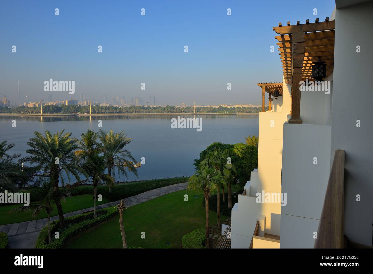 Hôtel dubai hyatt regency hi-res stock photography and images - Alamy
