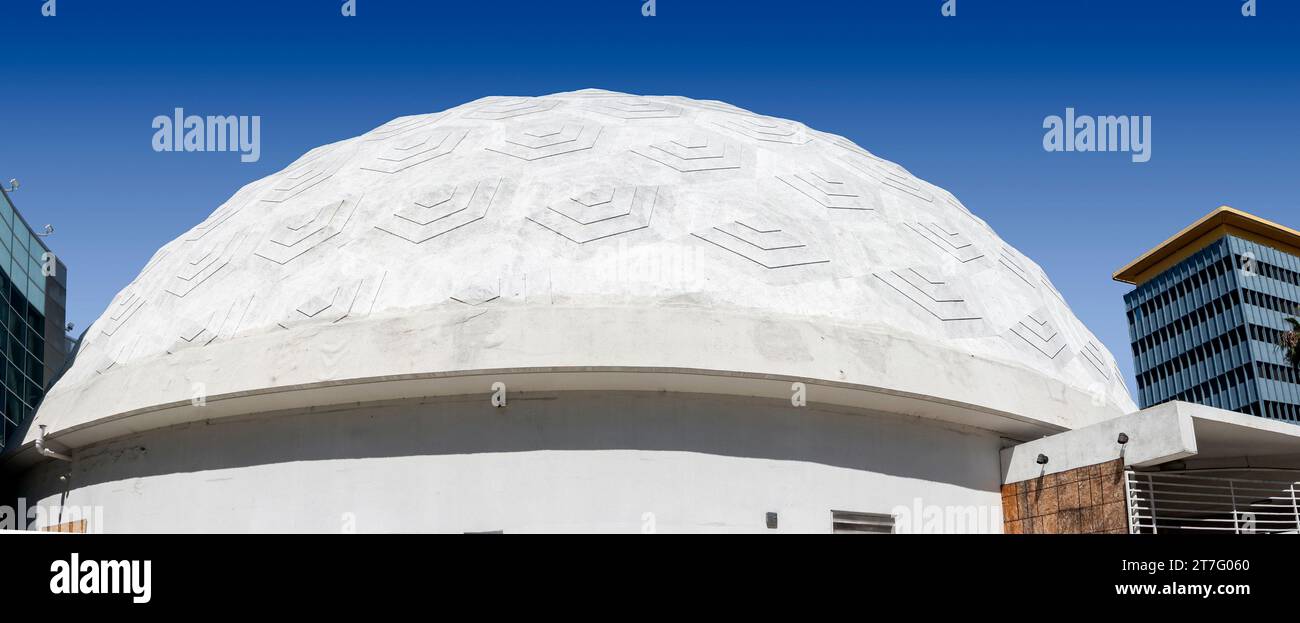 Pacific Theatres Cinerama iconic1960s concrete geodesic dome on sunset ...