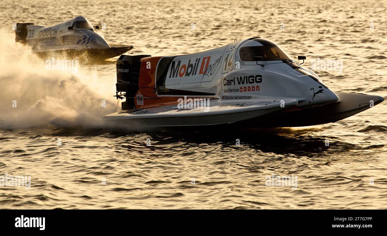 F1 powerboat racing hi-res stock photography and images - Alamy