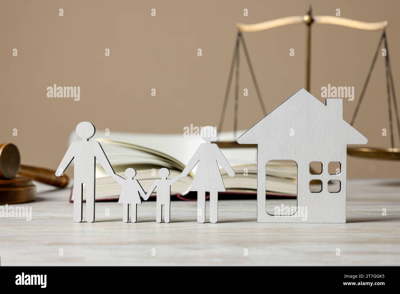 Book and scales of justice hi-res stock photography and images - Alamy