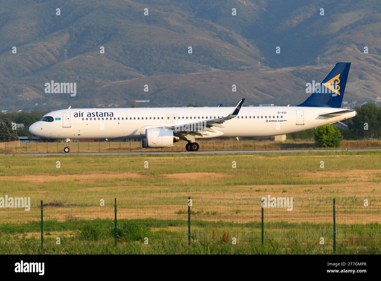 Air astana airbus a321neo hi-res stock photography and images - Alamy