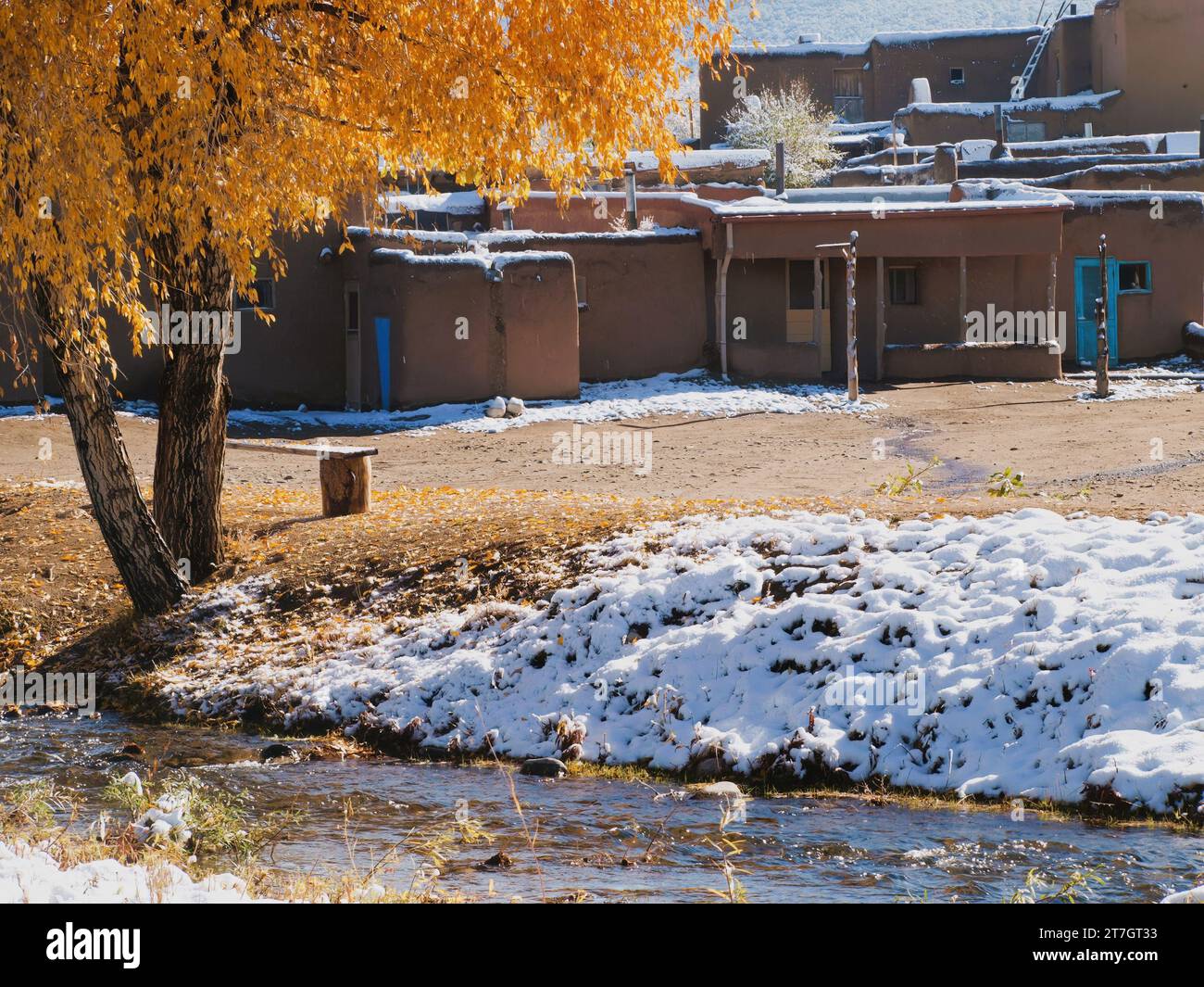 Pueblo adobe tree snow hi-res stock photography and images - Alamy